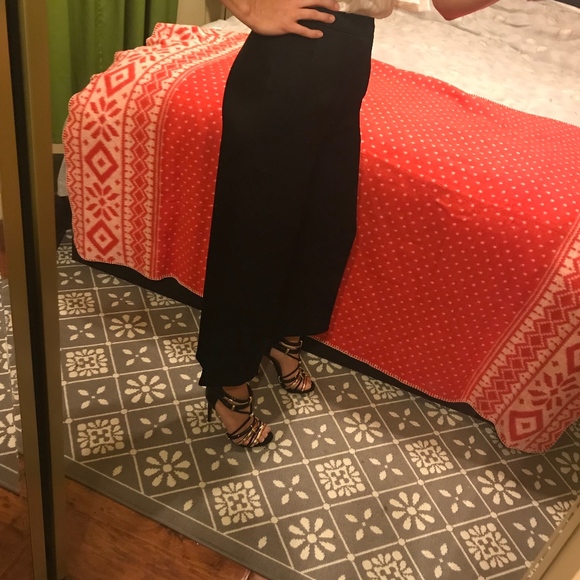 bebe | Pants & Jumpsuits | Bebe Classy Cropped Wide Leg Satin Pants ...